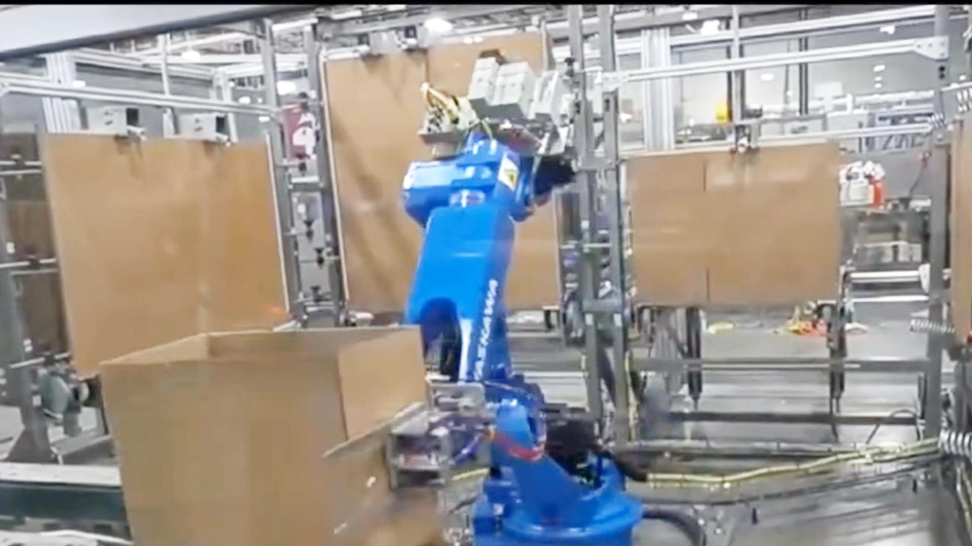 News - A Robot's Efficient Solution for Opening New Cartons